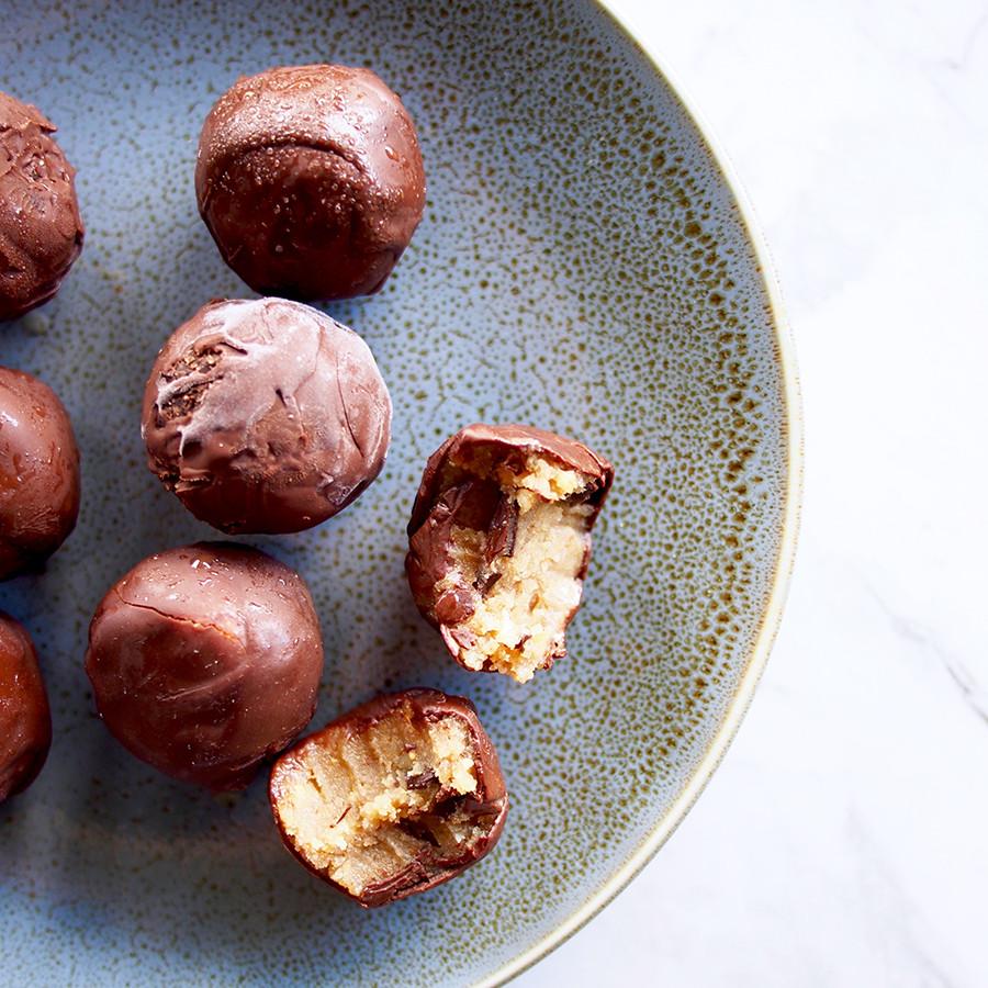 Guilt Free Cookie Dough Balls – The Goodnight Co.